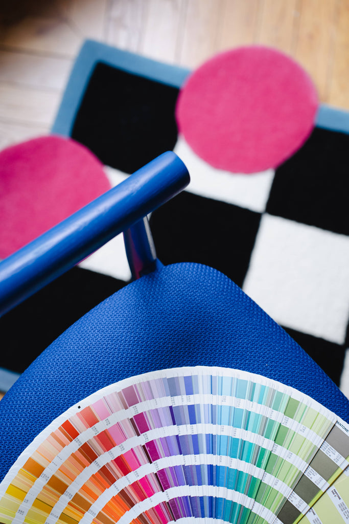 Chaise Contour Bleu | Colortherapis