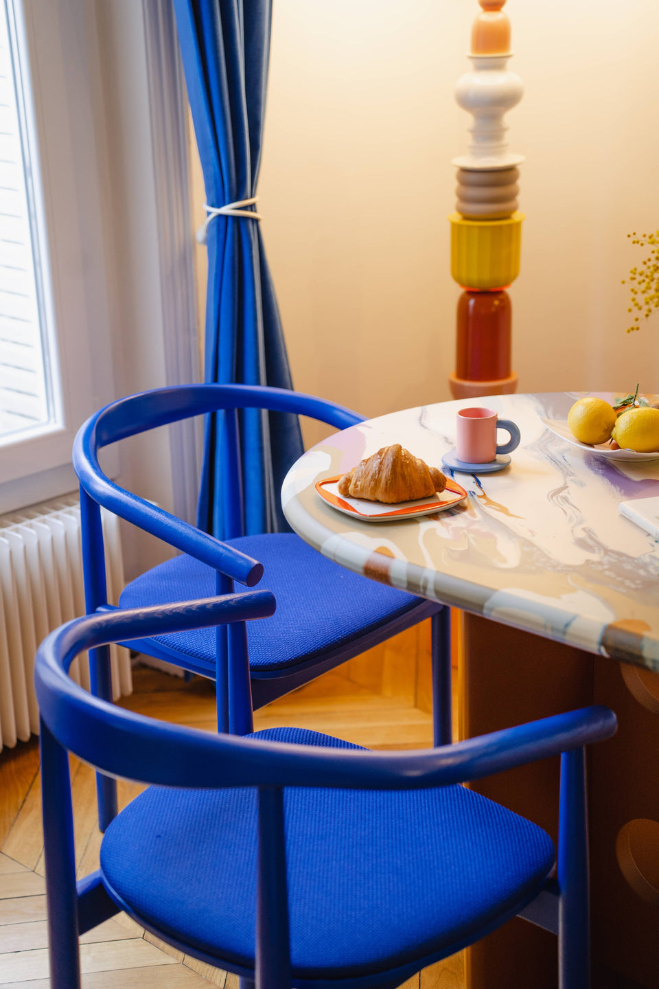 Chaise Contour Bleu | Colortherapis
