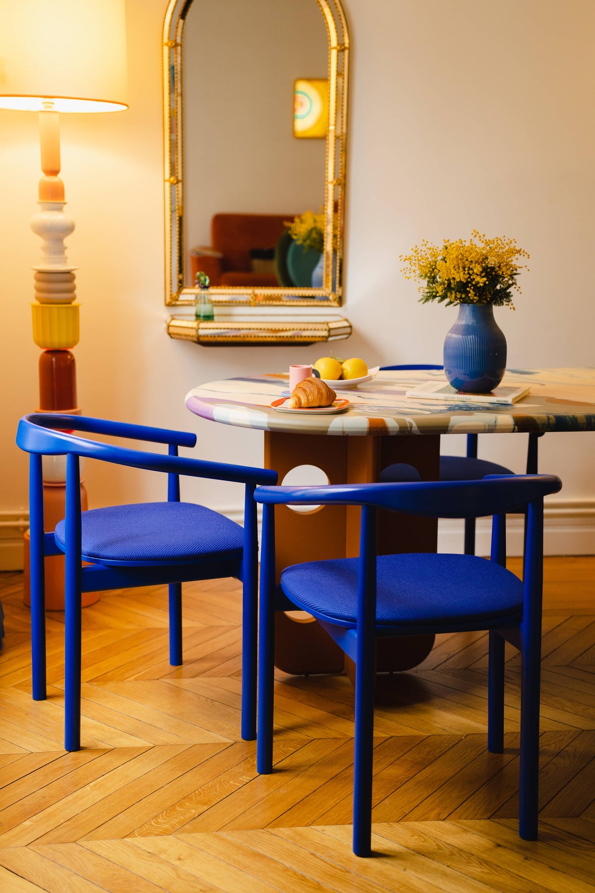 Chaise Contour Bleu | Colortherapis